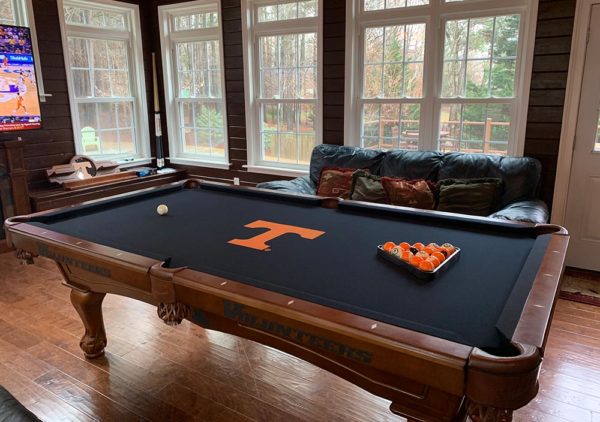 Tennessee Vols Logo Pool Table | 8Foot Billiard Table